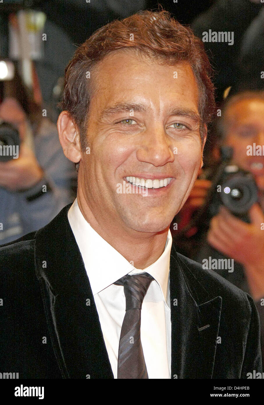 British actor Clive Owen arrives for the premiere of the film ?The ...