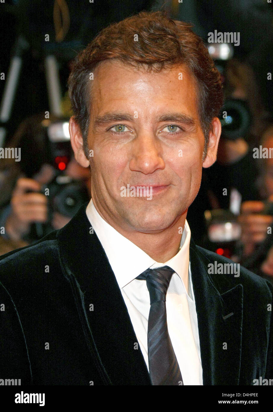 British actor Clive Owen arrives for the premiere of the film ?The ...