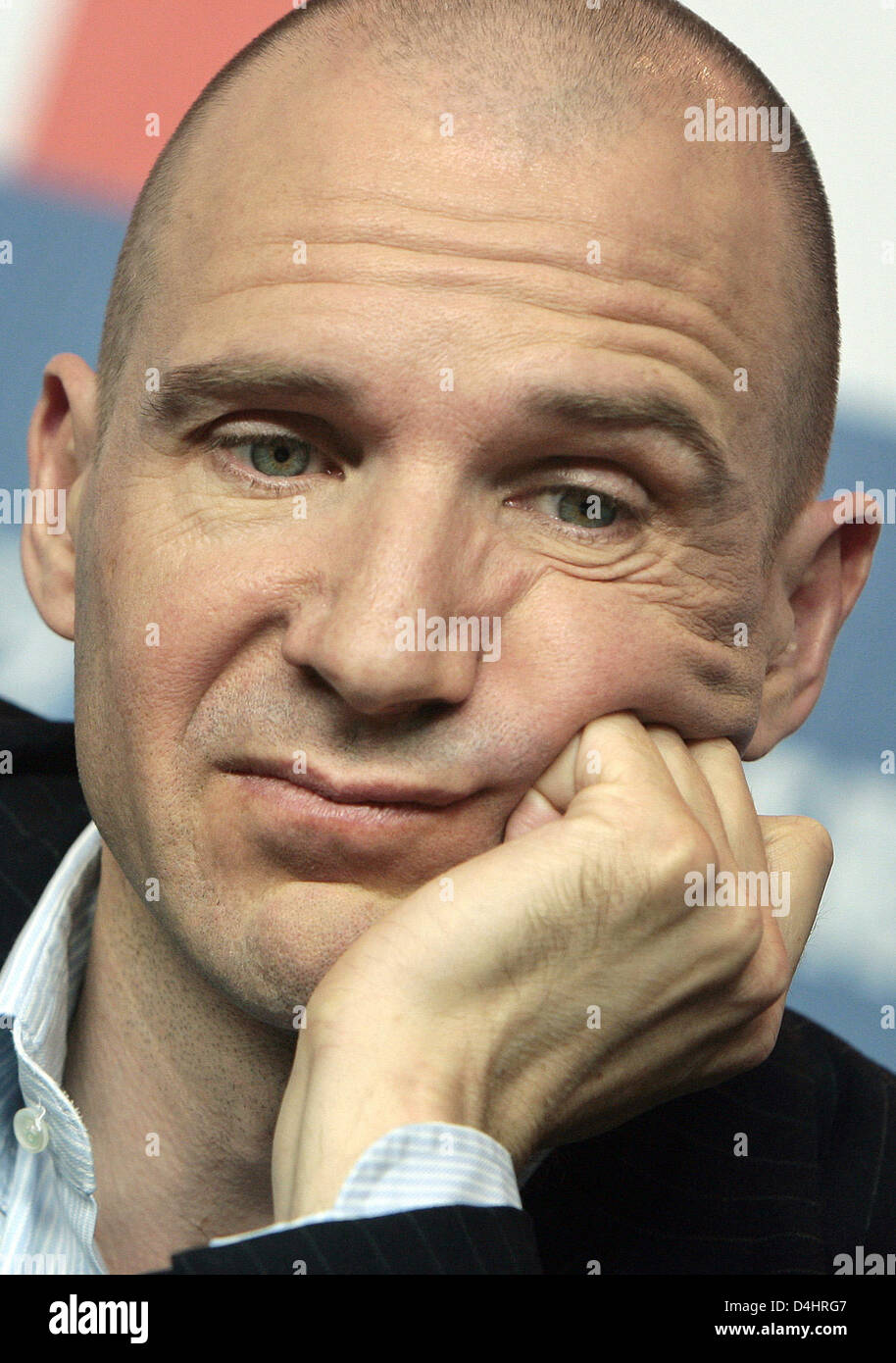 British actor ralph fiennes hi-res stock photography and images - Alamy