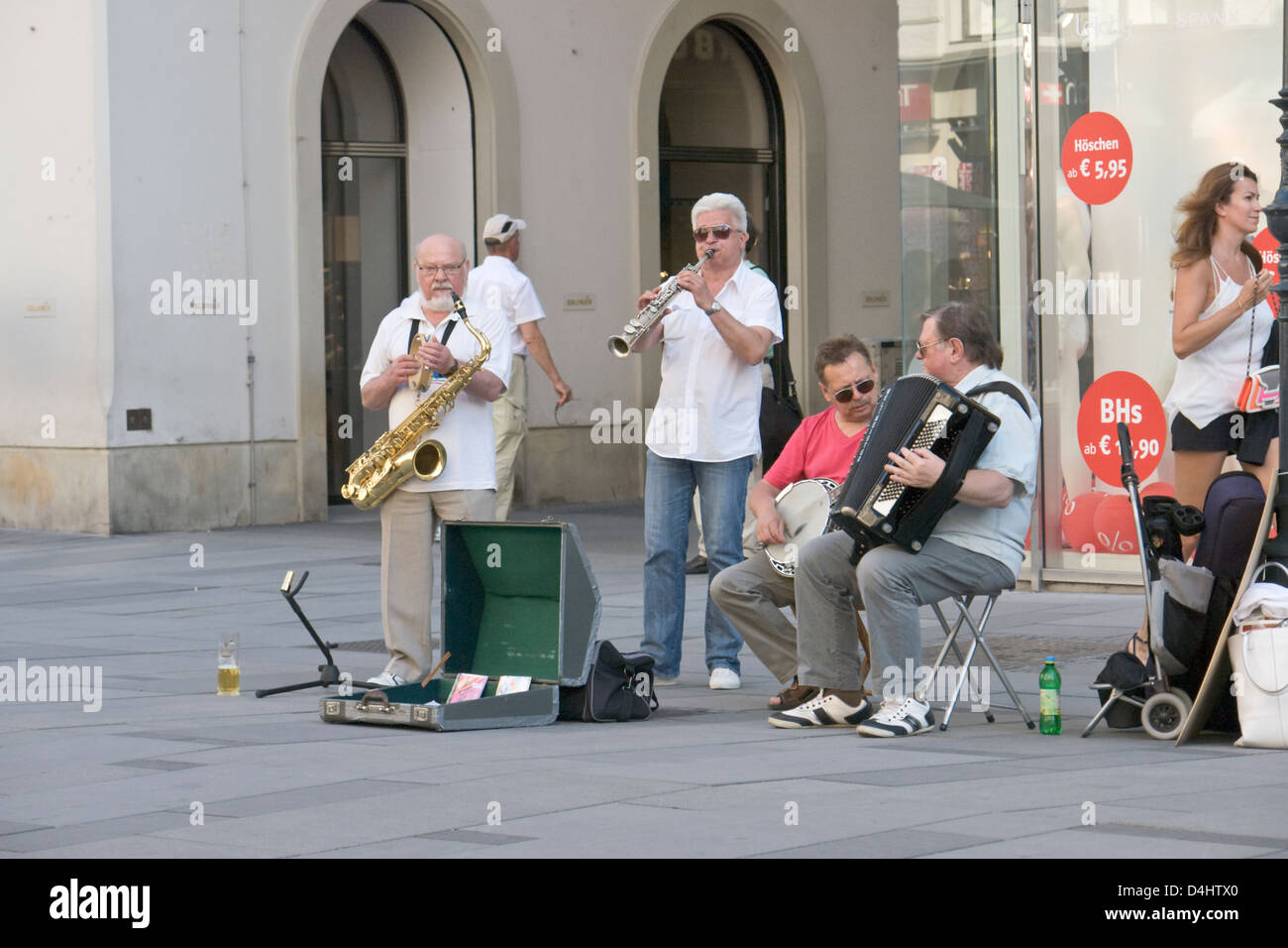 Street musicians performing in Vienna Stock Photo - Alamy