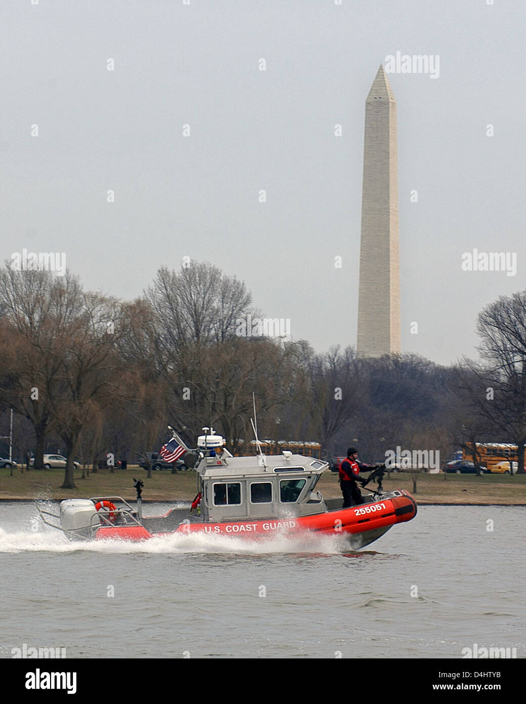 Uscg homeland security boat hi-res stock photography and images - Alamy