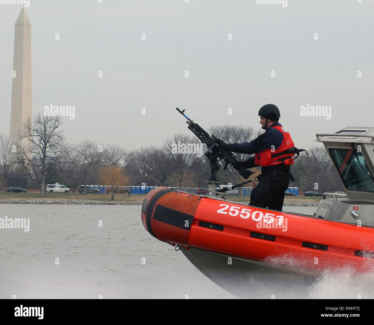 Uscg homeland security boat hi-res stock photography and images - Alamy