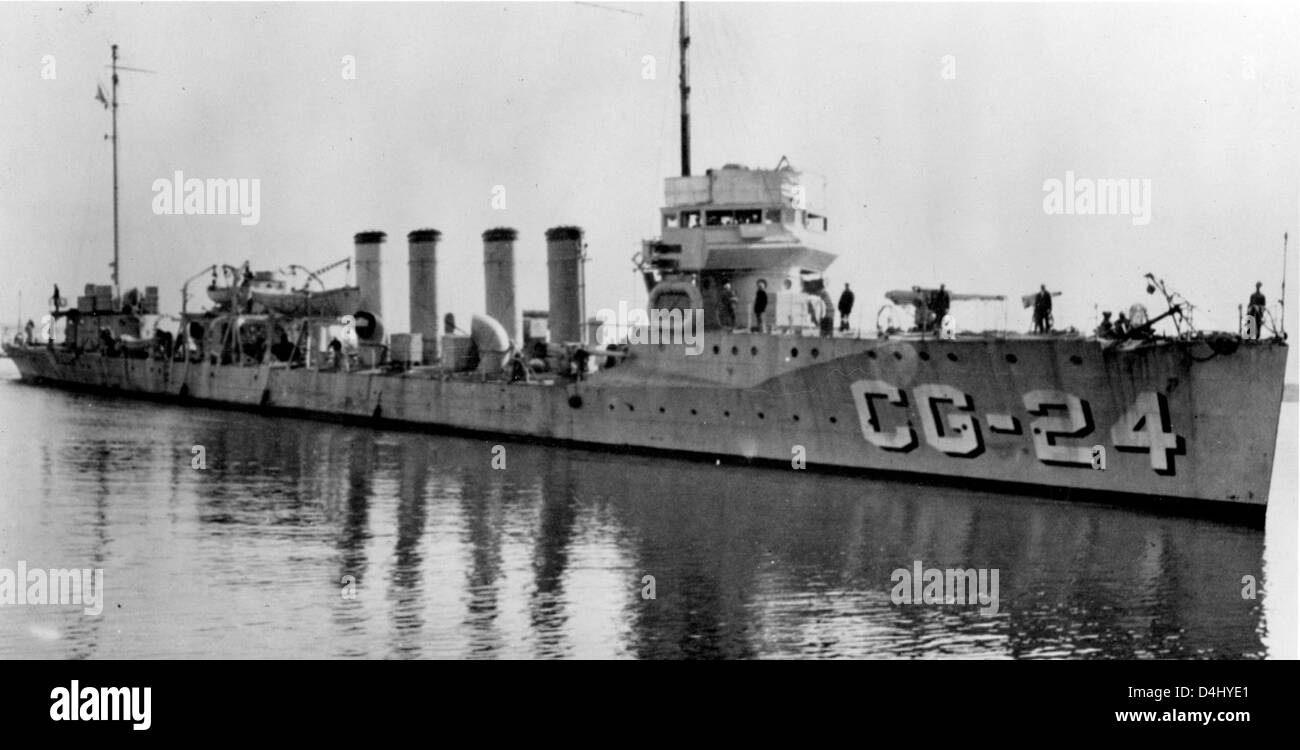 The USS Wainwright (CG-28), a guided missile cruiser, served in the U.S ...