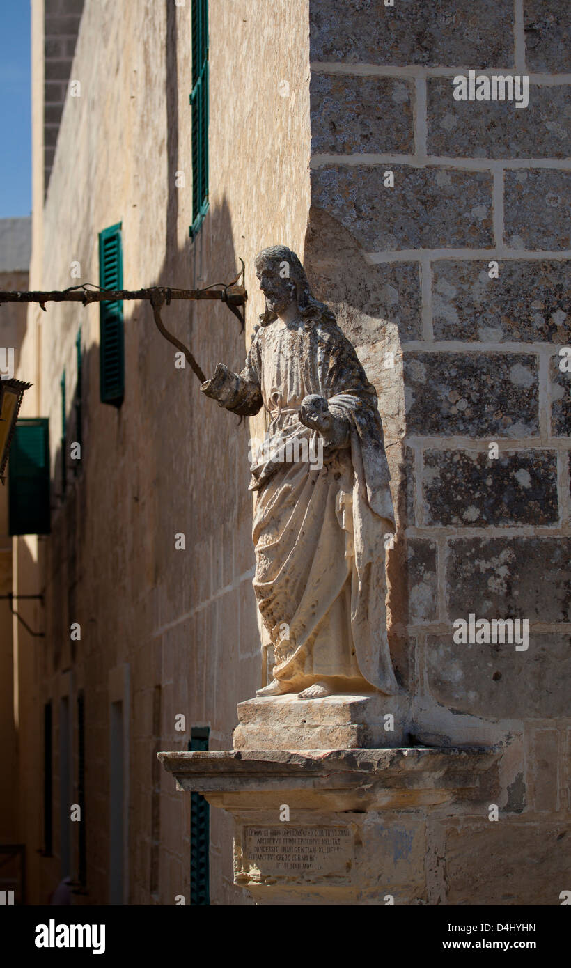 Medieval statue of Jesus in the old city of Mdina in Malta Stock Photo ...