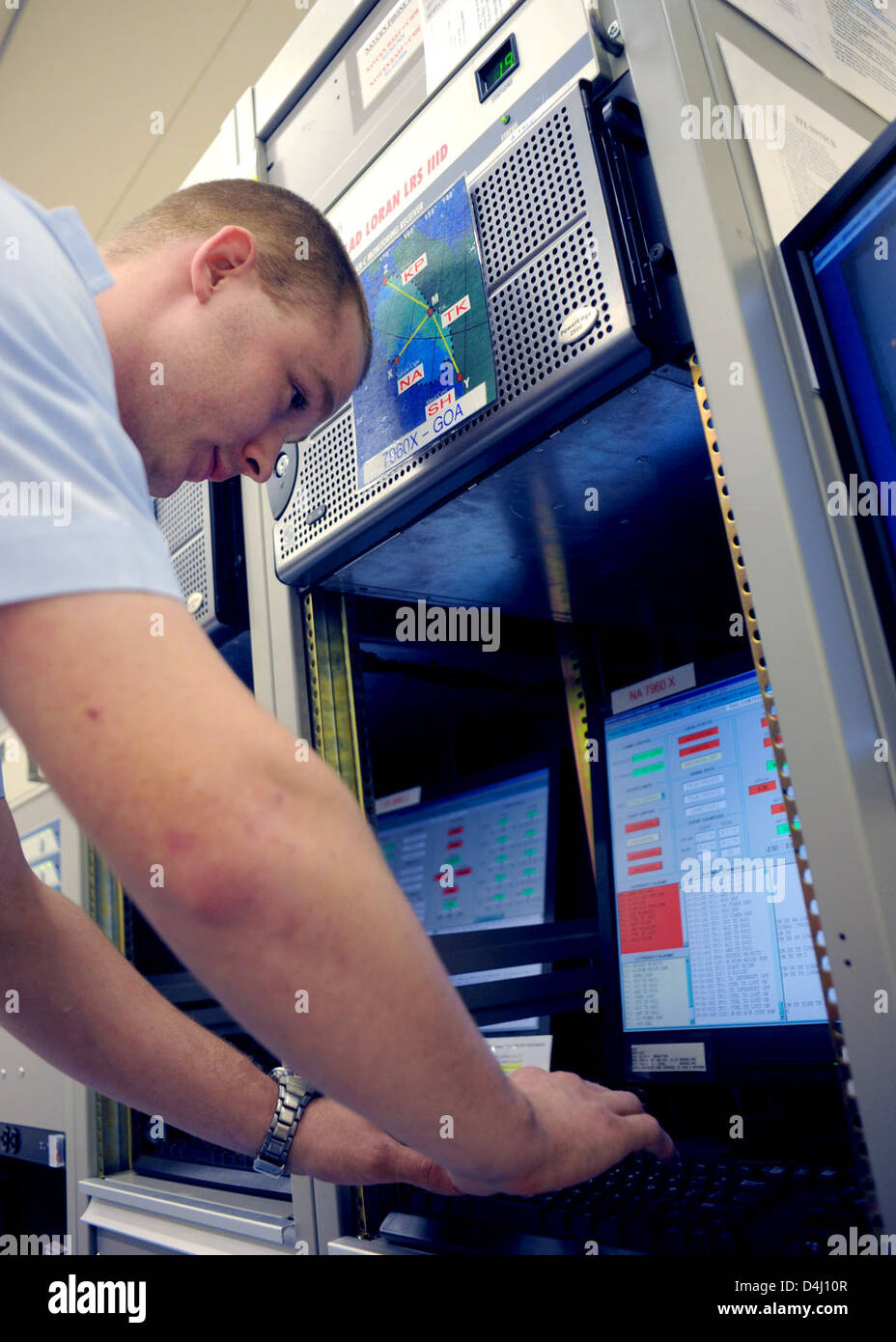 Signal termination hi-res stock photography and images - Alamy