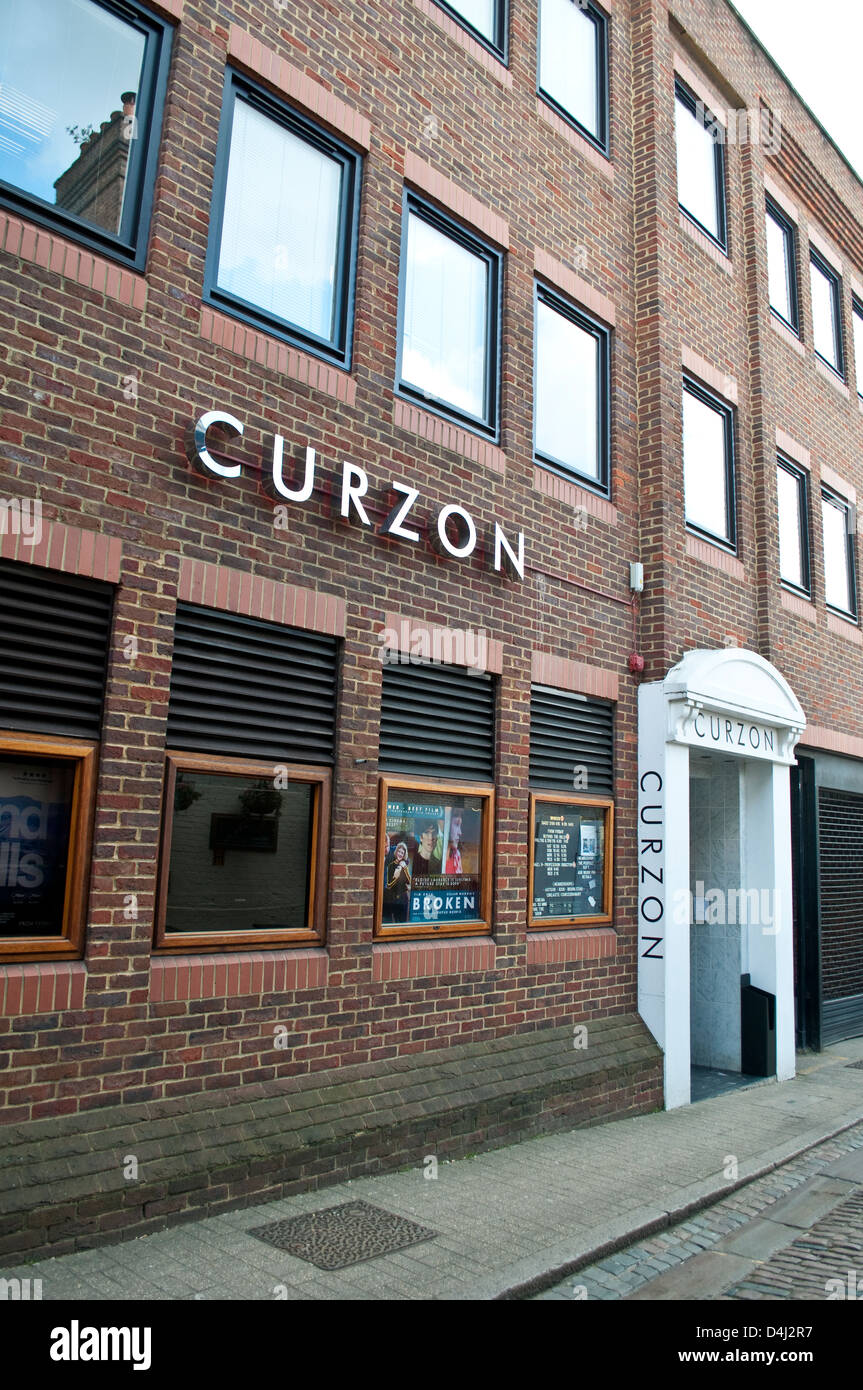 At the curzon cinema hi-res stock photography and images - Alamy