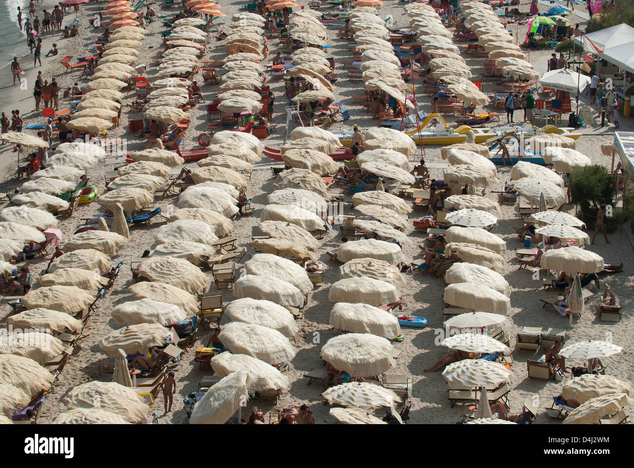 Bathers hi-res stock photography and images - Alamy