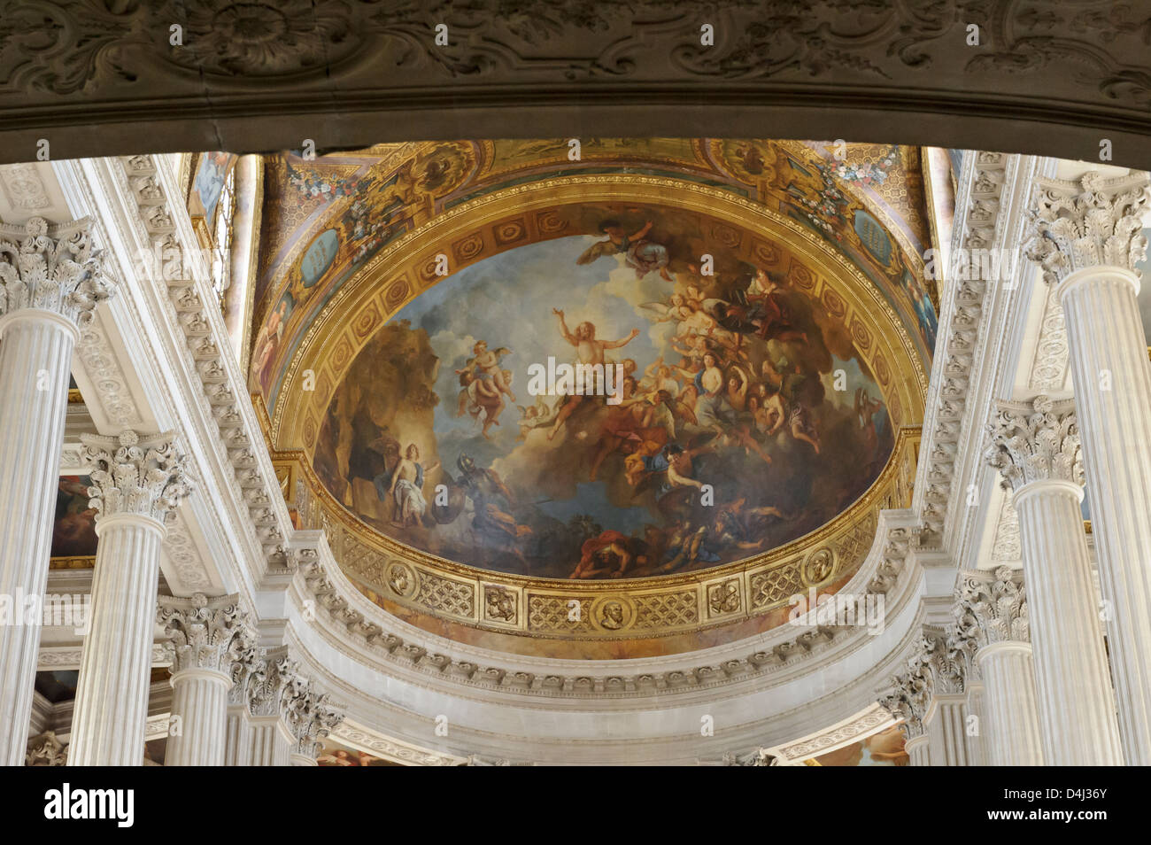 Palace of versailles ceiling paintings hi-res stock photography and ...