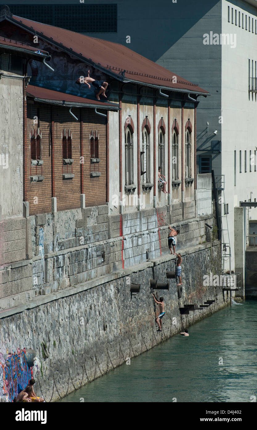 Unterer letten river zurich hi-res stock photography and images - Alamy