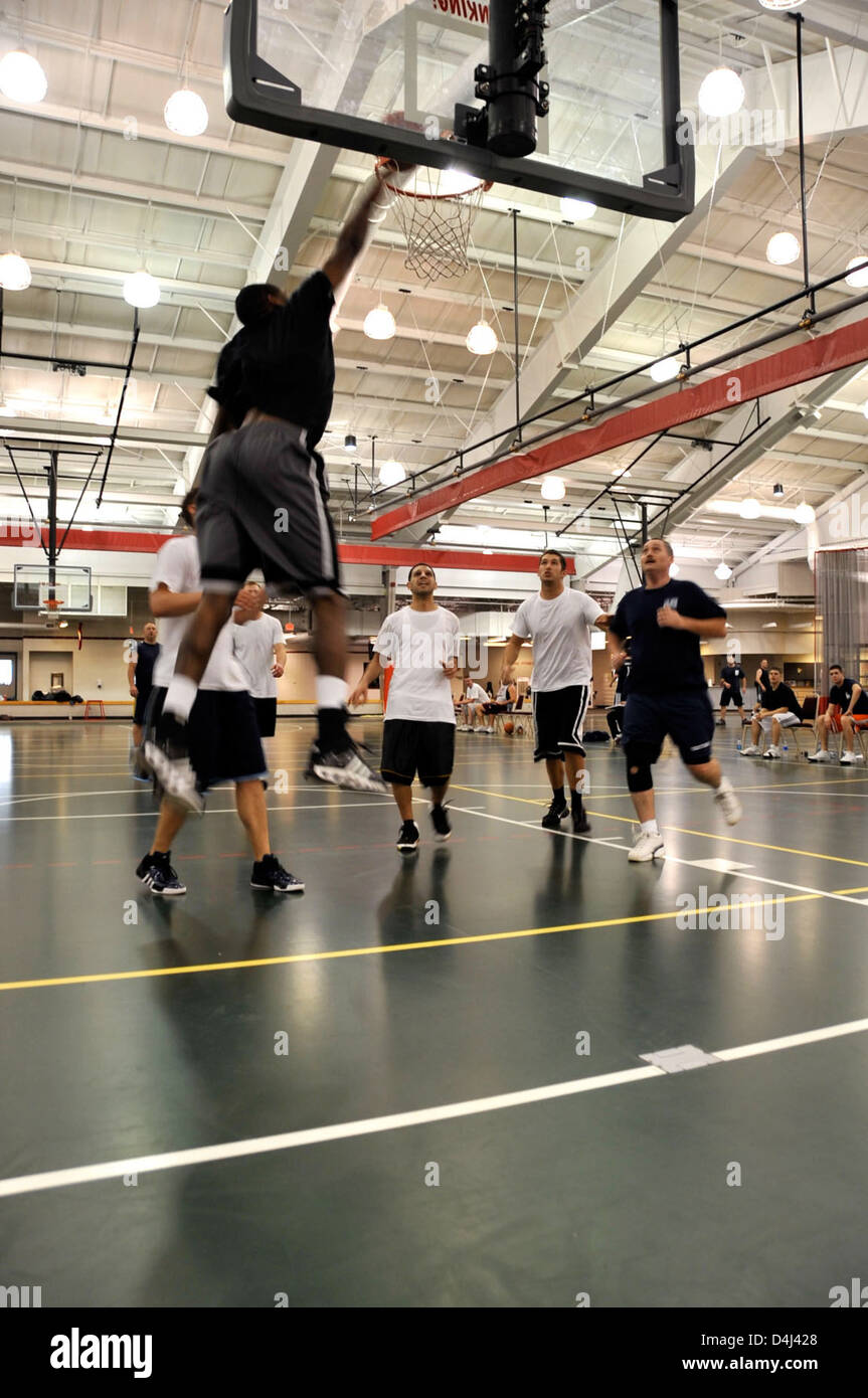 The U.S. Coast Guard Maritime Safety and Security Team (MSU) in Toledo ...