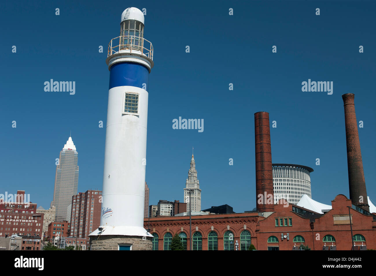 LIGHTHOUSE AT POWERHOUSE PUB THE FLATS DOWNTOWN CLEVELAND OHIO USA ...