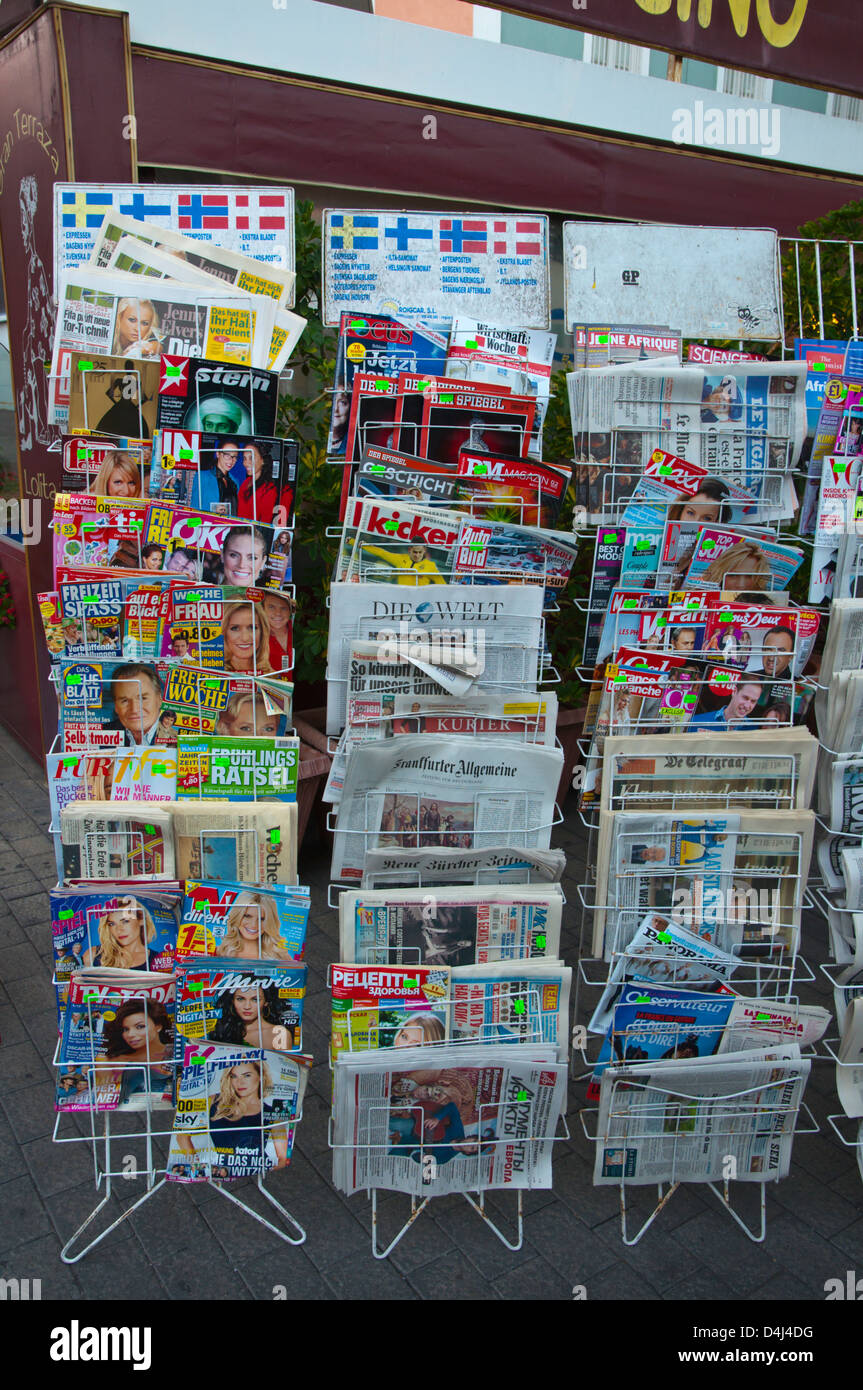 Magazines in many languages Parque Santa Catalina square Las Palmas ...
