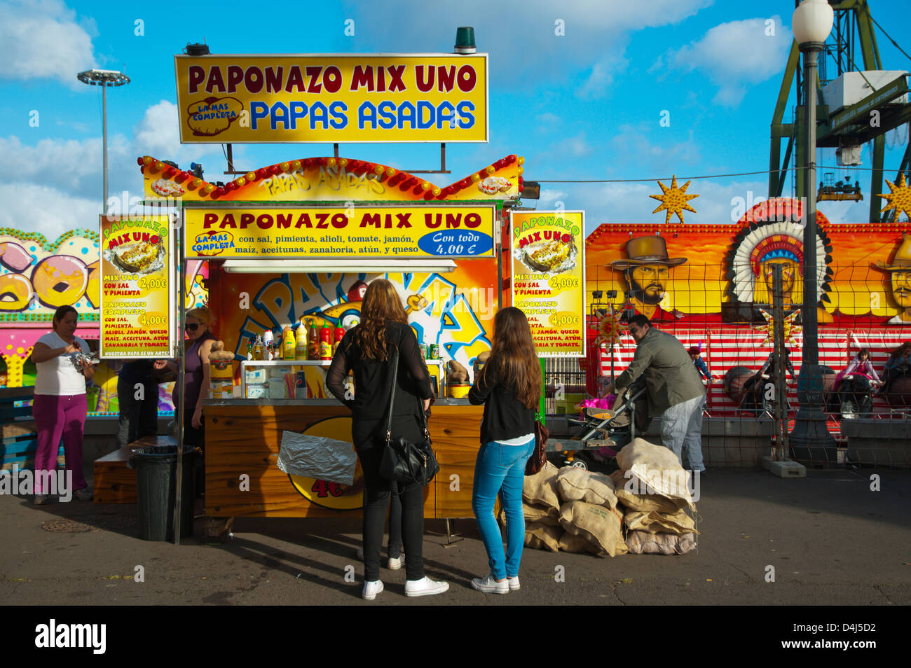 Carnival food stall hi-res stock photography and images - Alamy