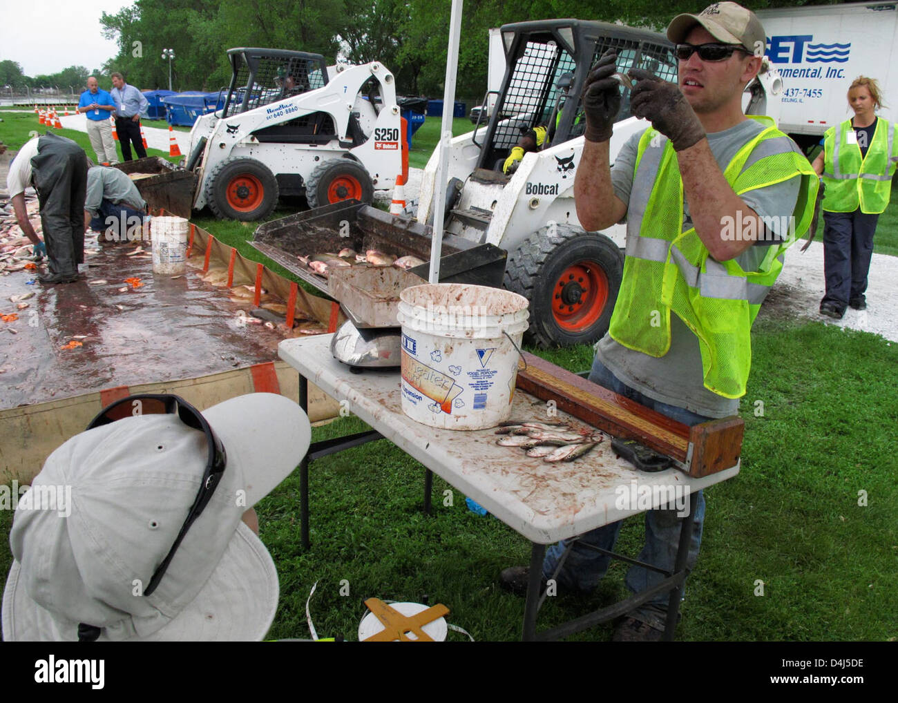 Sorting operations hi-res stock photography and images - Alamy