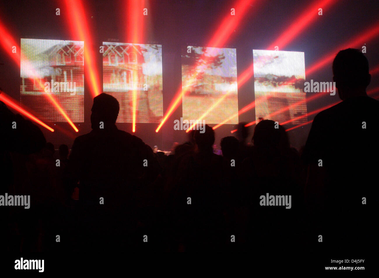 Berlin germany on summer rave hi-res stock photography and images - Alamy