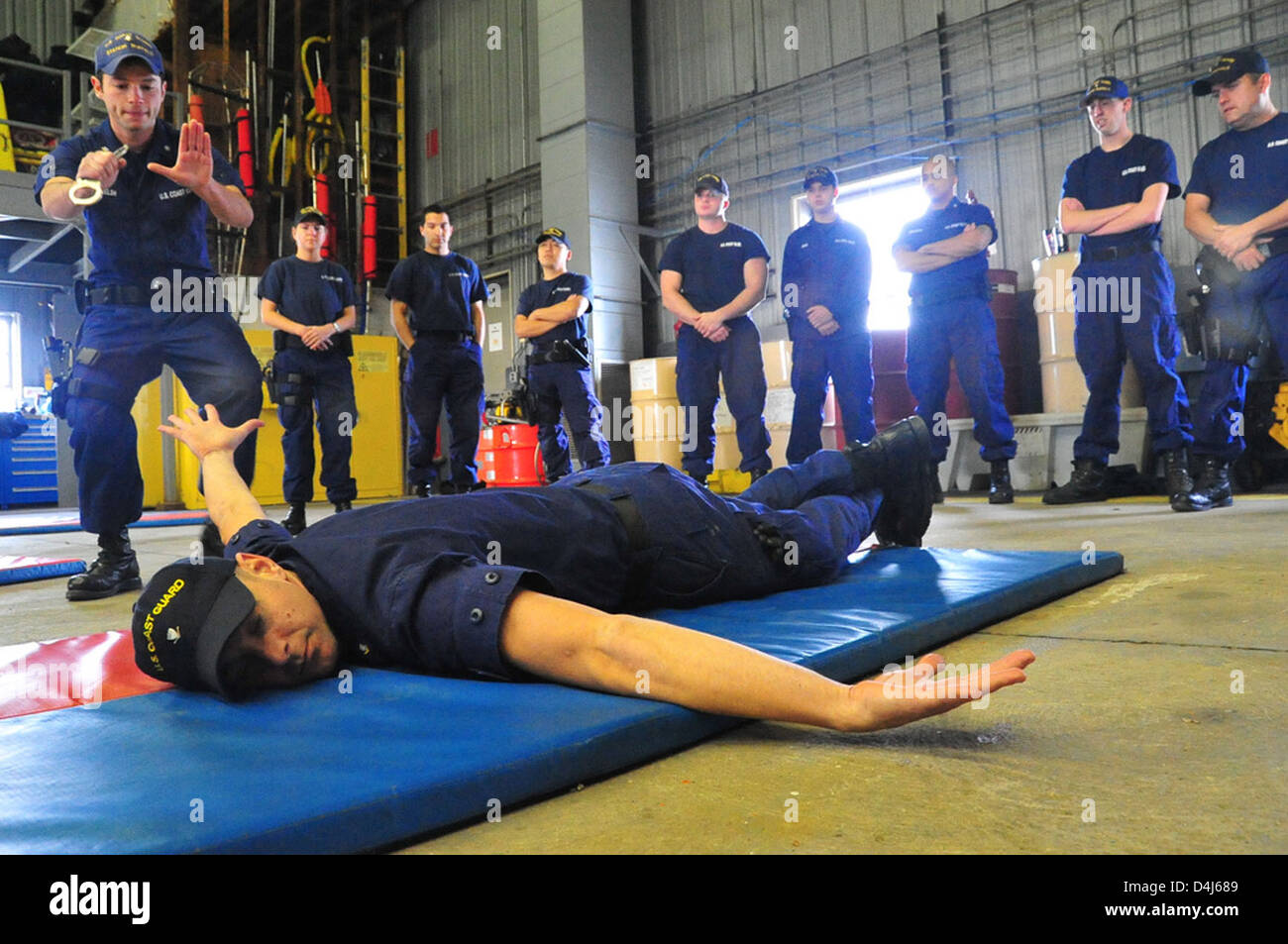 Handcuff Training Stock Photos & Handcuff Training Stock Images - Alamy