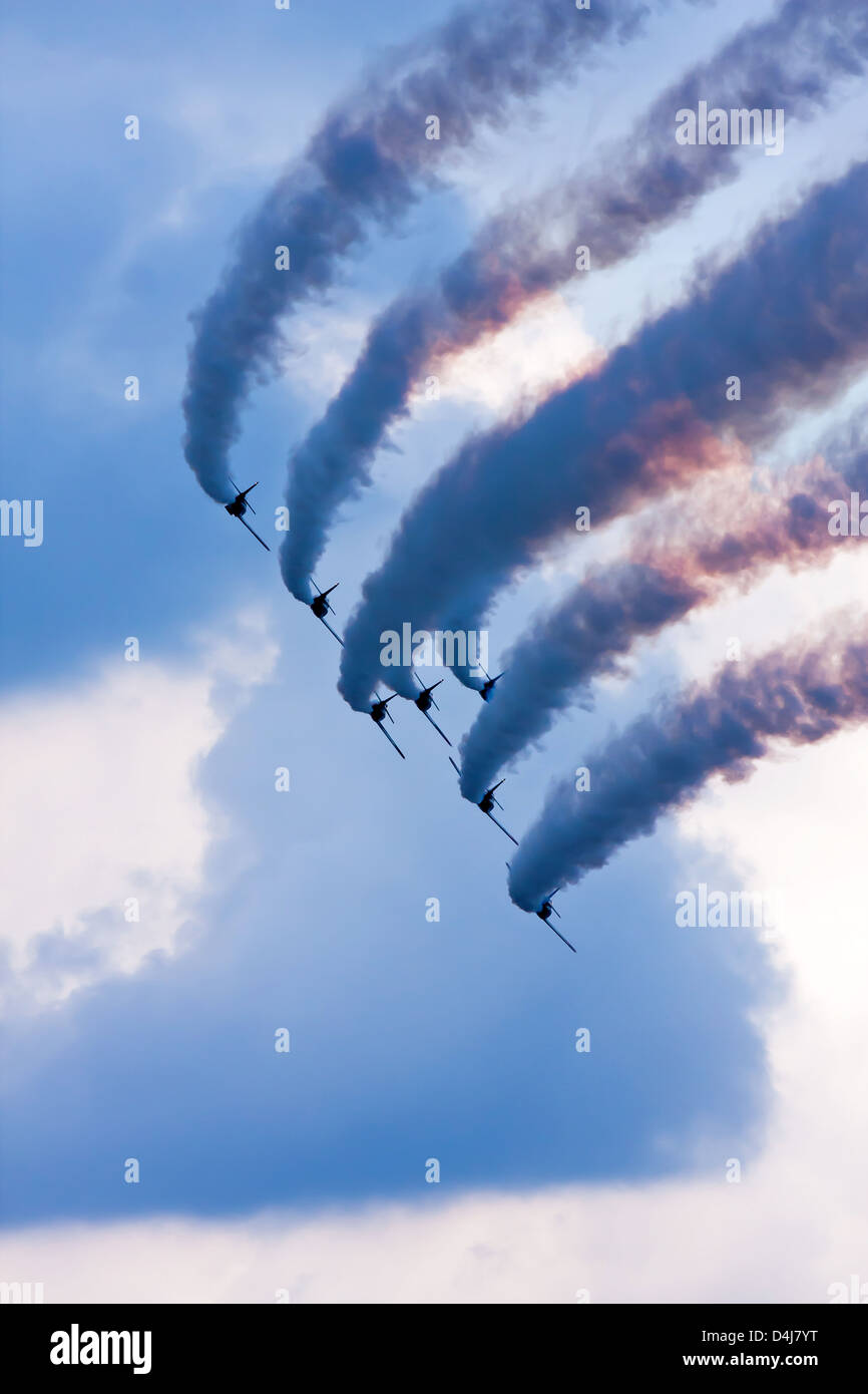 Aerial flying demonstration hi-res stock photography and images - Alamy