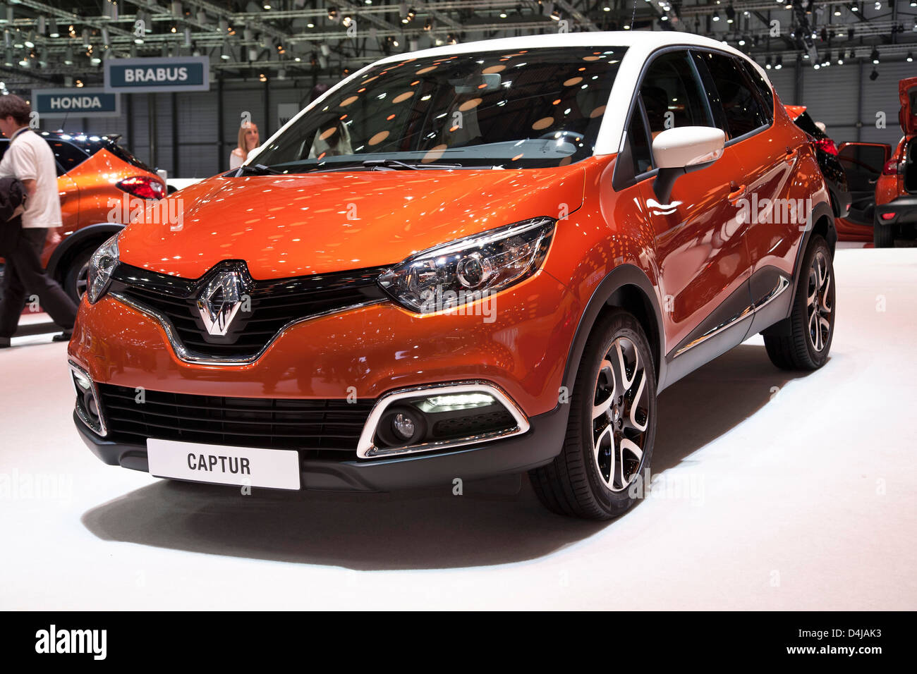 Captur renault hi-res stock photography and images - Alamy