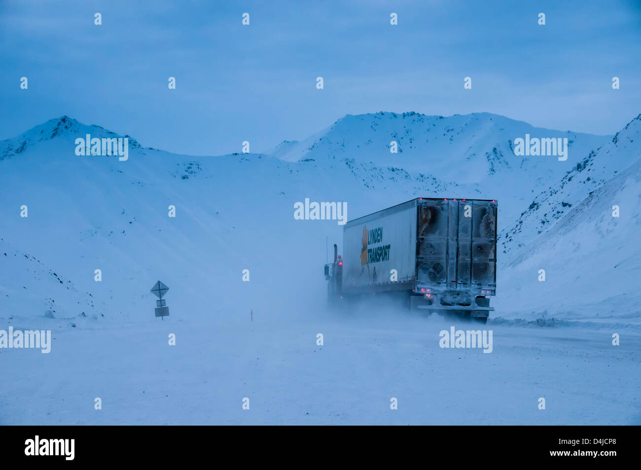 Truck crossing Atigun Pass in the Brooks Range, Dalton Highway Haul ...