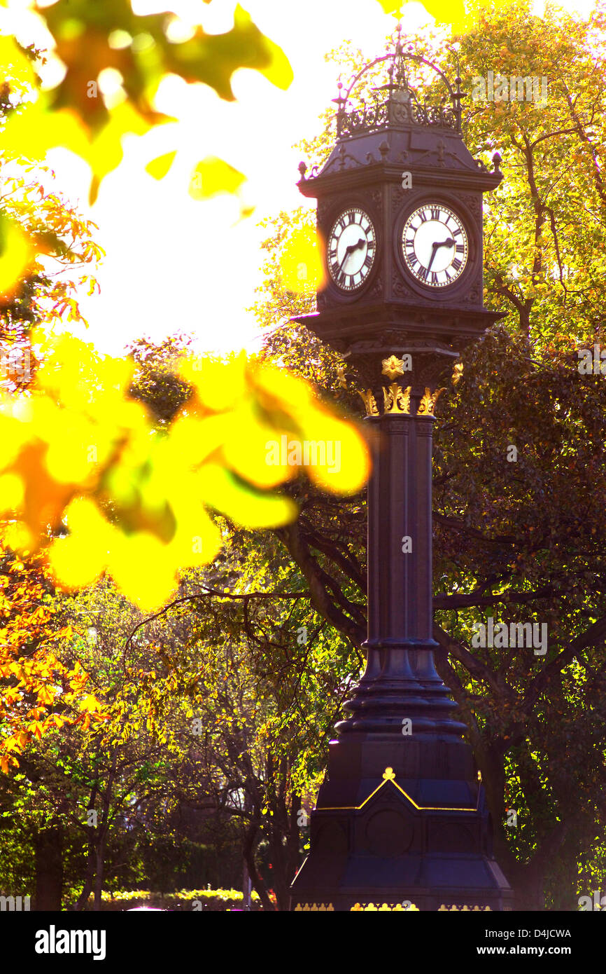 Public clock in the autumn, Albert Park, Middlesbrough Stock Photo - Alamy