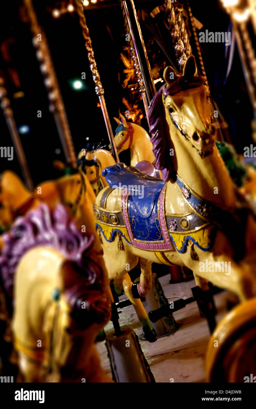 Carousel horse paris hi-res stock photography and images - Alamy