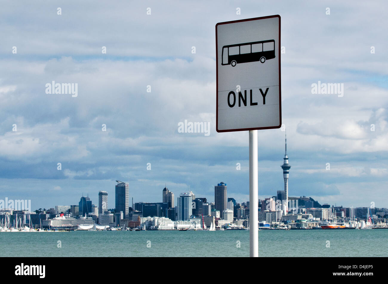 Bus New Zealand High Resolution Stock Photography and Images - Alamy