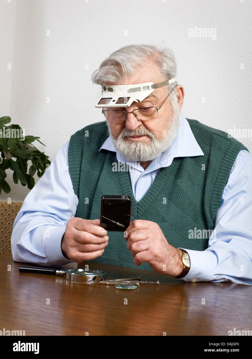 Phone inspection hi-res stock photography and images - Alamy