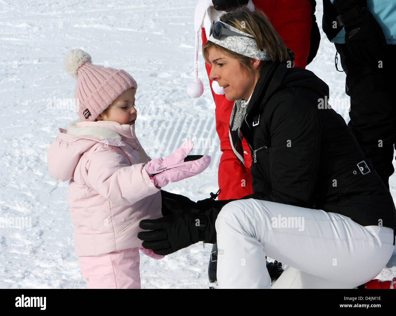 Princess Laurentien of the Netherlands (R) and her daugher Countess ...
