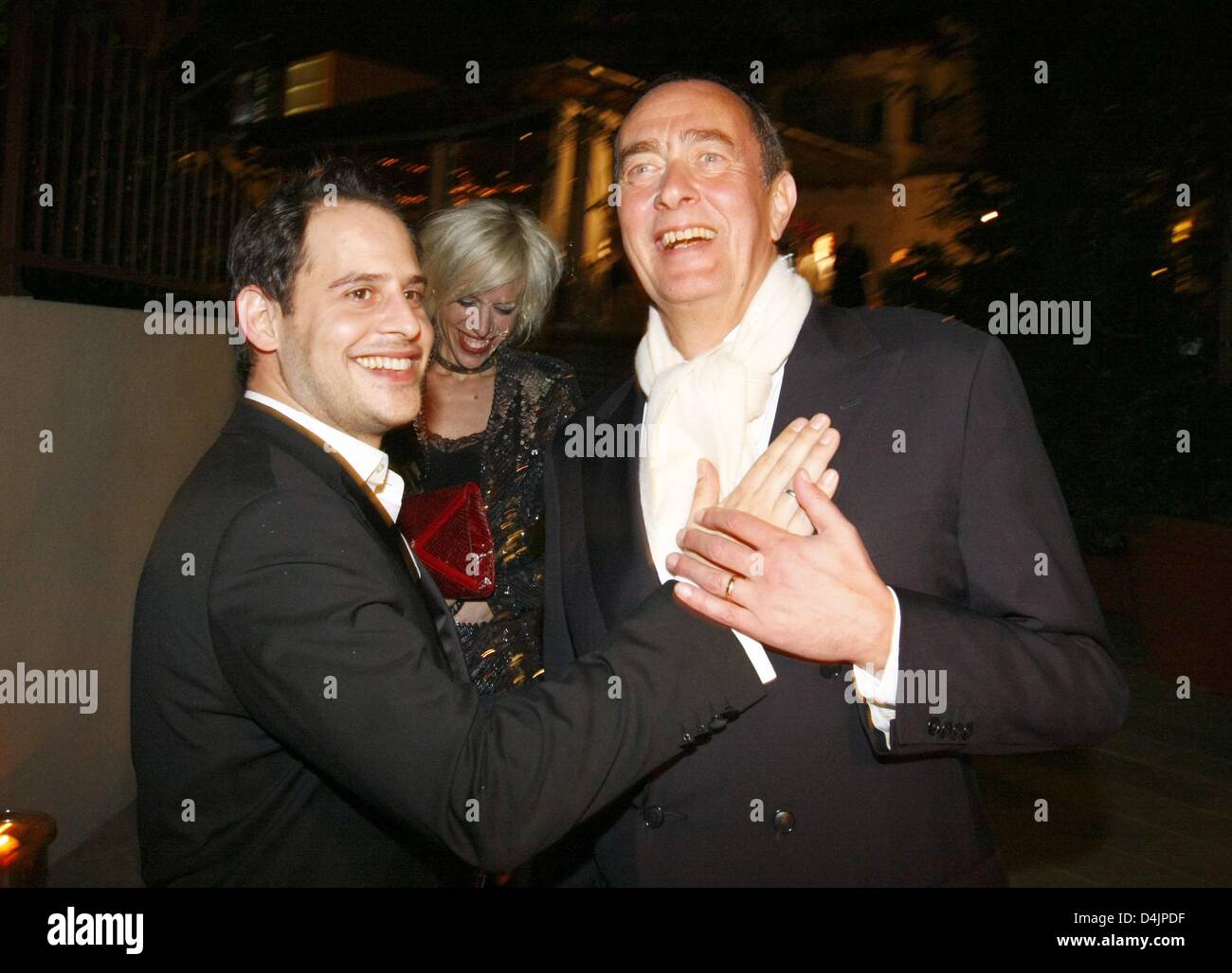 German actors Moritz Bleibtreu (L) and producer Bernd Eichinger (R ...