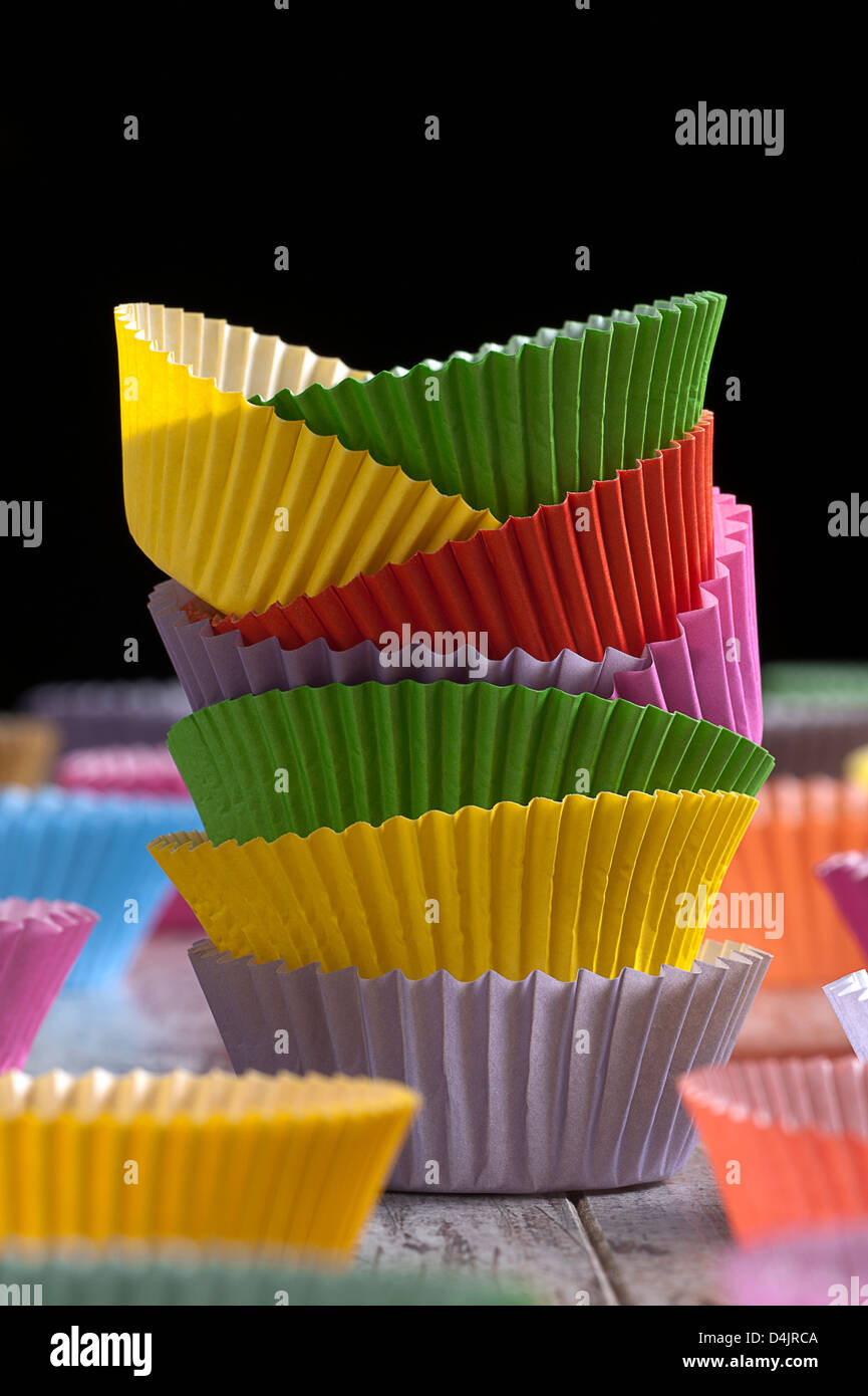 Cupcake pan hi-res stock photography and images - Alamy
