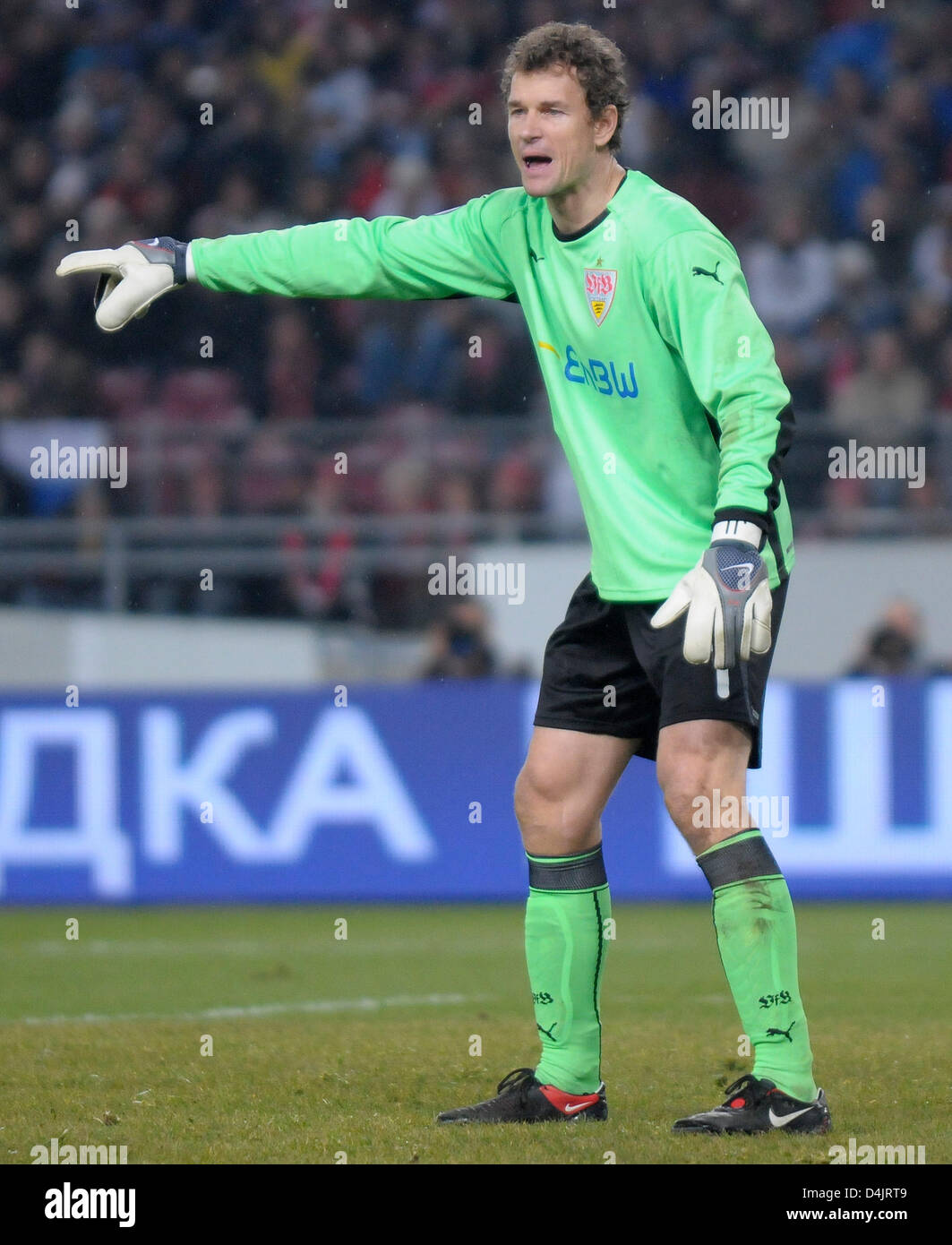 Stuttgart?s goalie Jens Lehmann pictured during the UEFA Cup match VfB ...