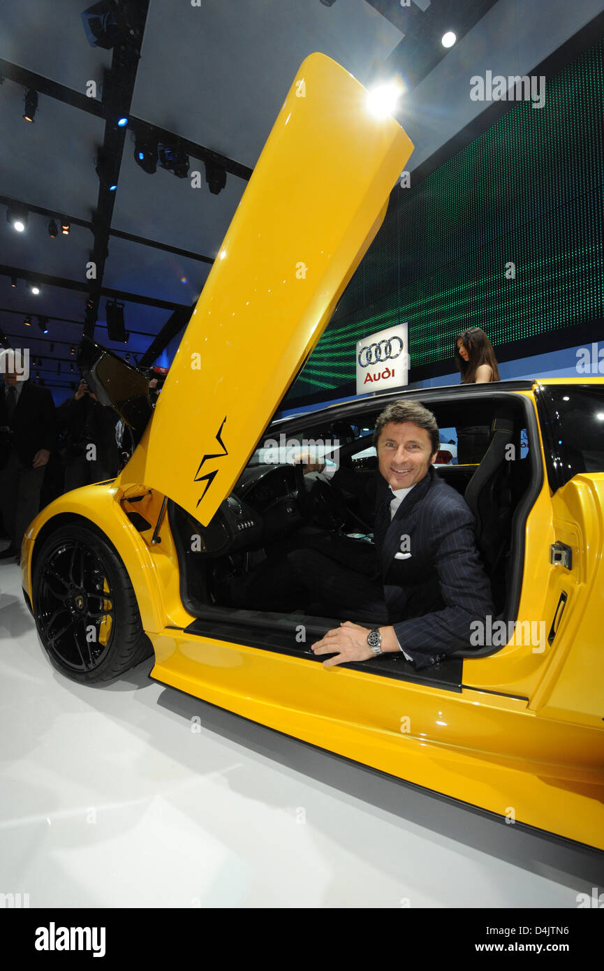 Stephan winkelmann ceo lamborghini poses hi-res stock photography and ...
