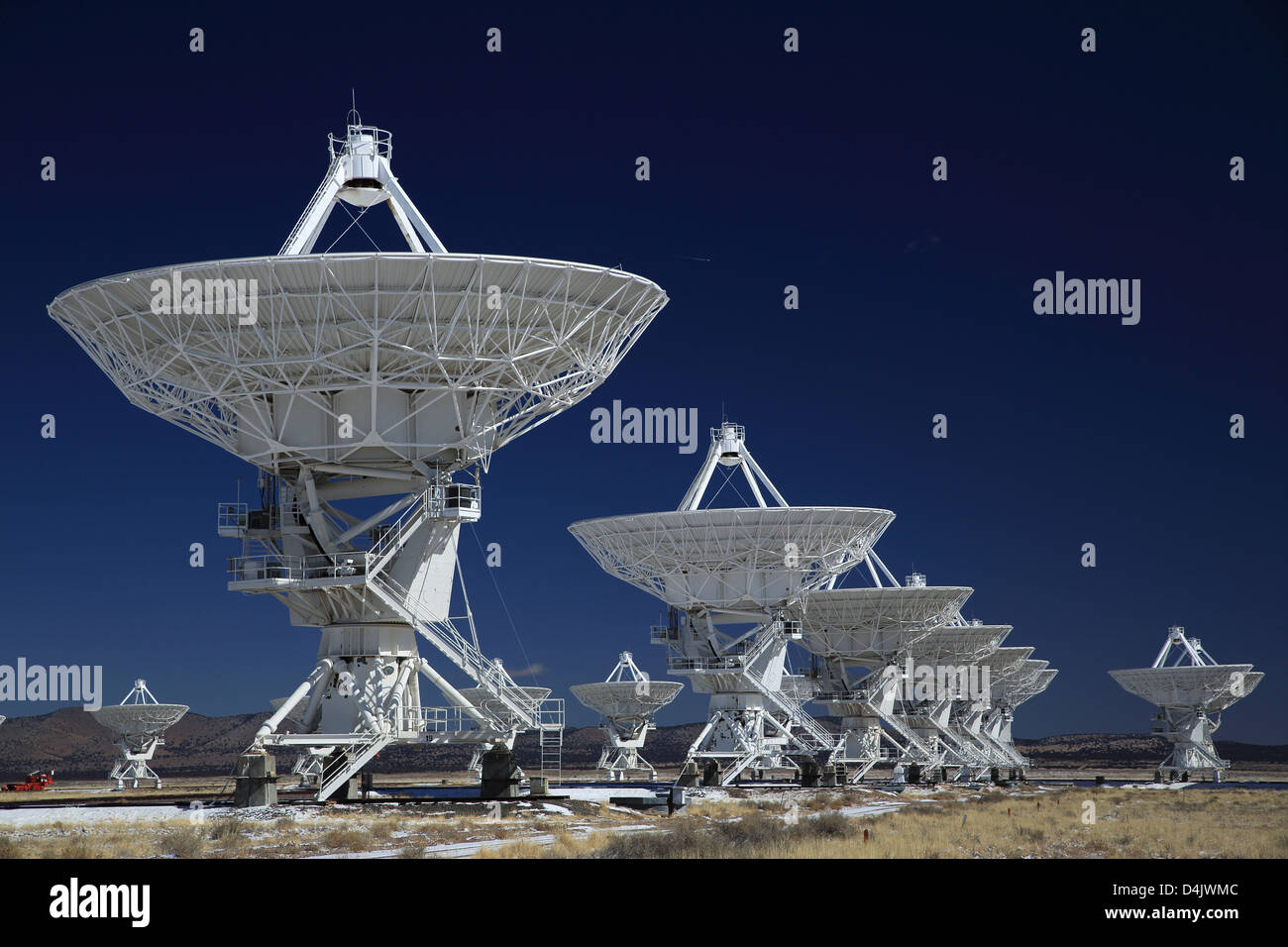 National Radio Astronomy Observatory Array Operations Center,Karl G ...