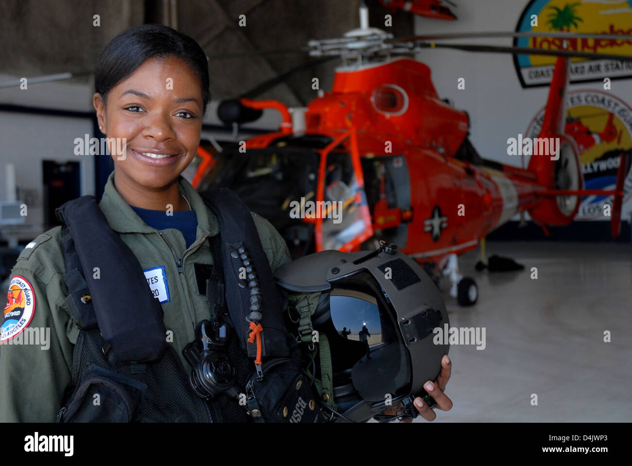 The first African-American female helicopter pilot in the U.S. military ...