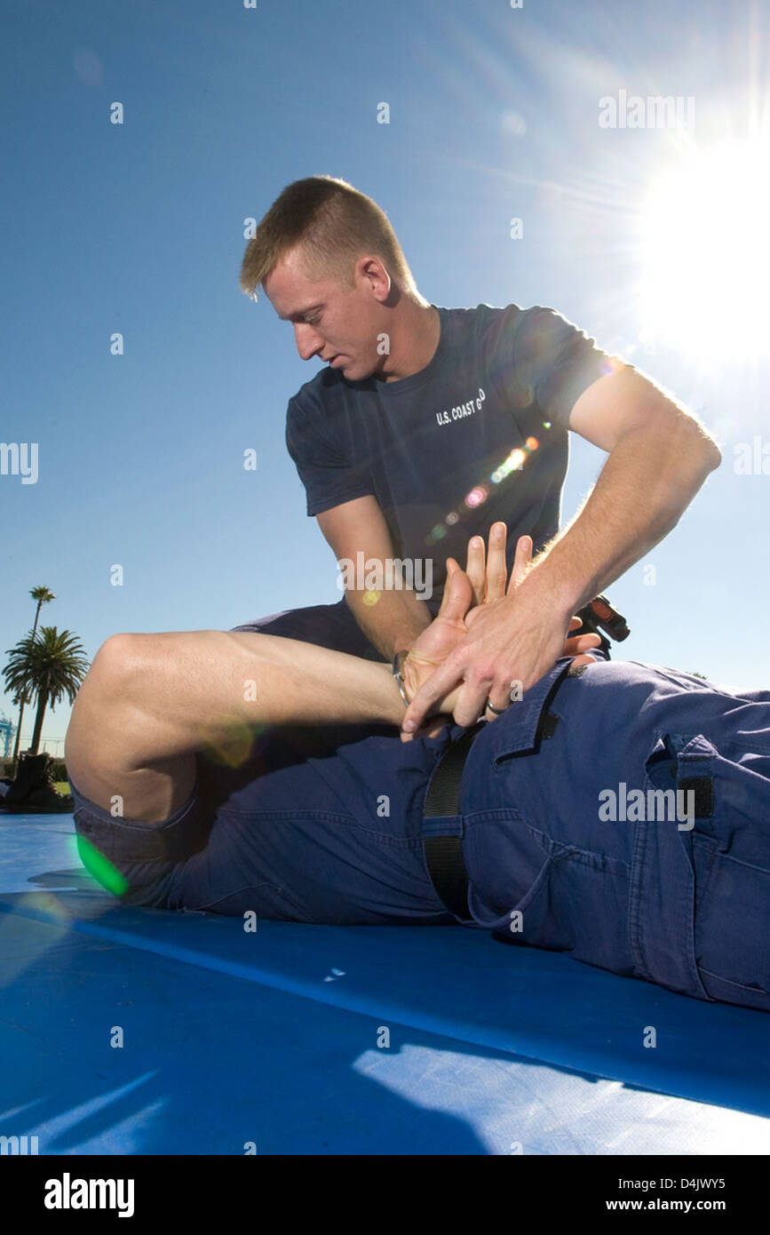 A U.S. Coast Guard Sector LA-LB boarding team conducts training in San ...