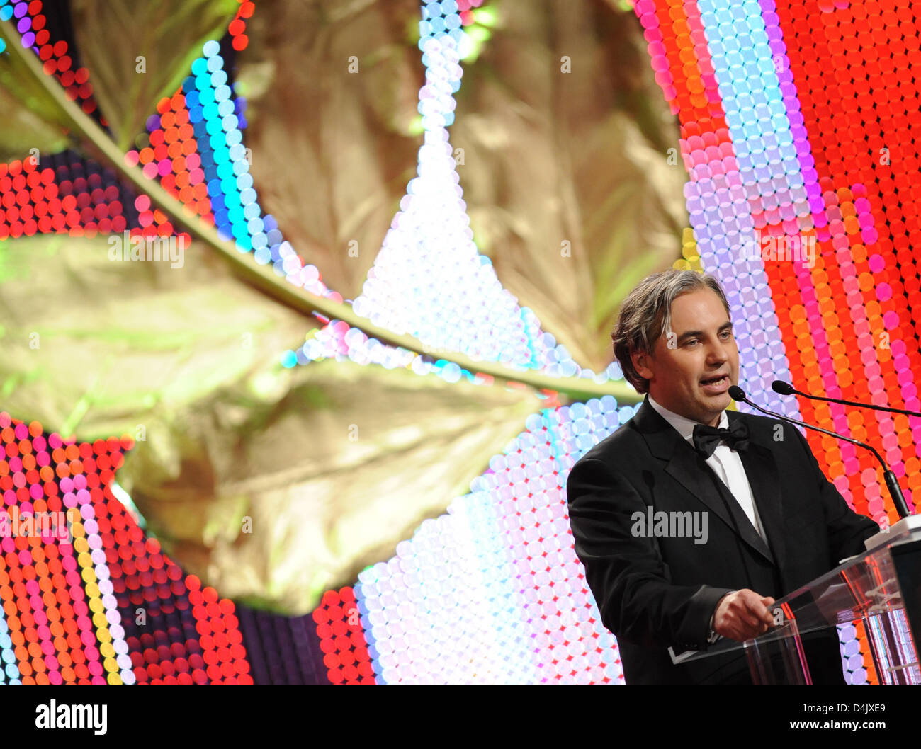 Laudatory hi-res stock photography and images - Alamy