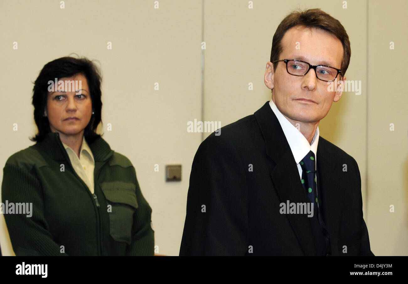 Defendant of the ?Klatten-Trial? Helg Sgarbi (R) waits in a court room ...