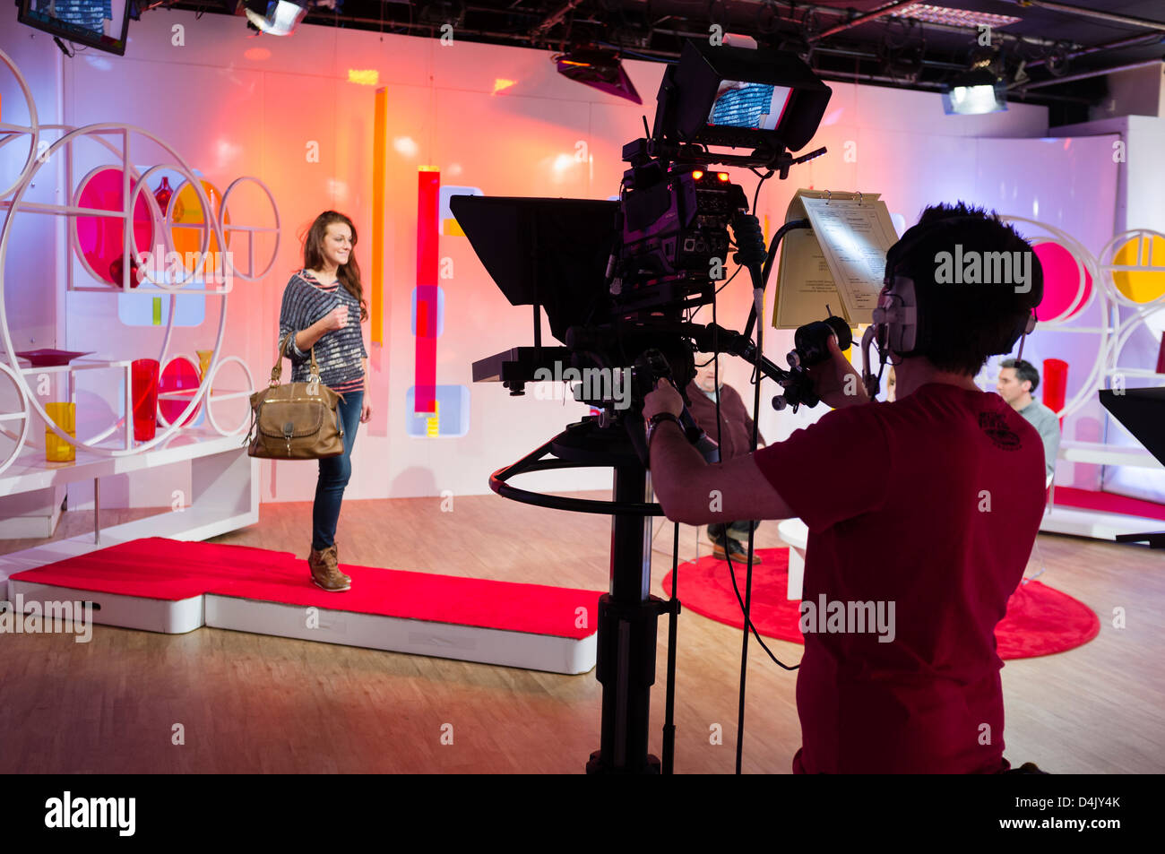 Live television broadcasting studios hi-res stock photography and ...