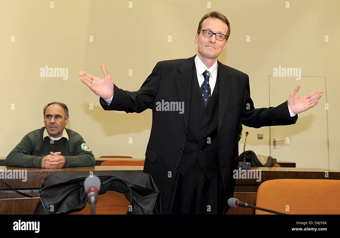 Defendant in the Klatten-blackmail trial, Helg Sgarbi (R), gestures in ...