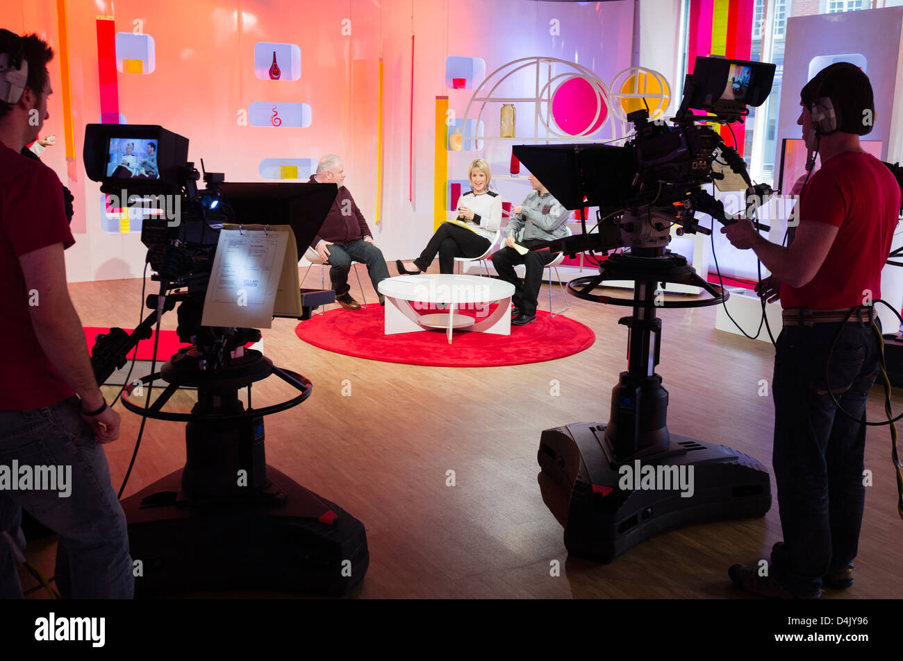 Tinopolis hi-res stock photography and images - Alamy