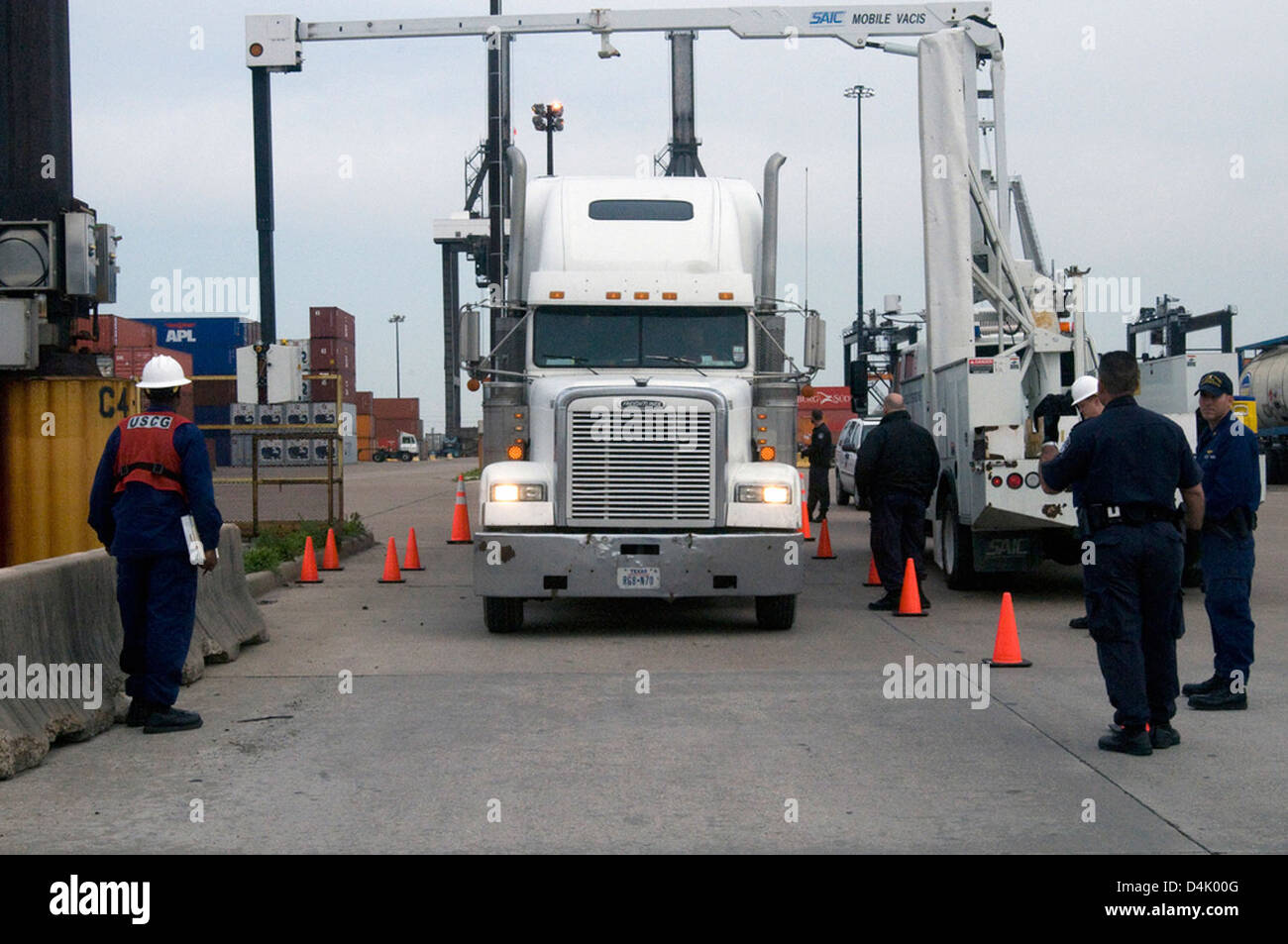 Multi agency strike force operation hi-res stock photography and images ...