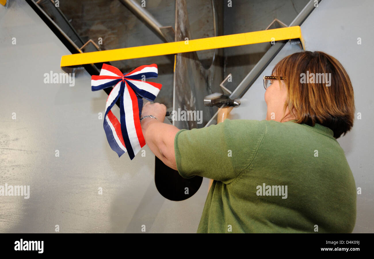 The keel laying ceremony for the U.S. Coast Guard's D8 Sentinel Class ...