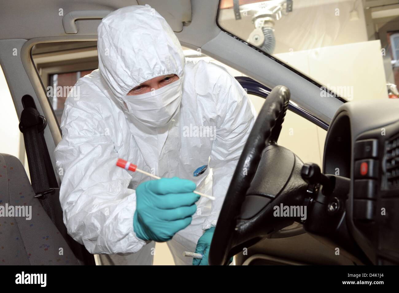 Criminal investigation department hi-res stock photography and images ...