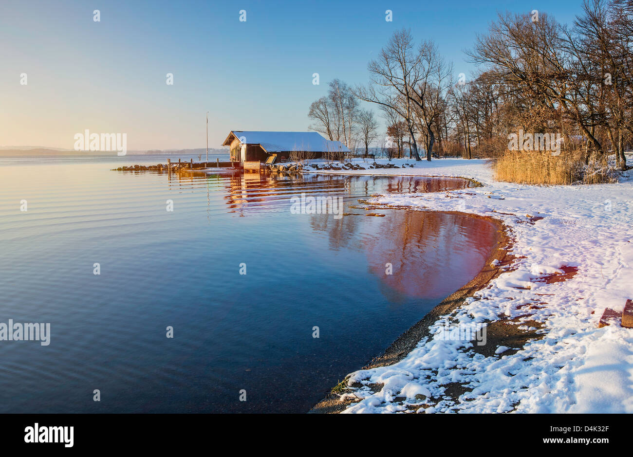 Snowy landscape still rural lake hi-res stock photography and images ...
