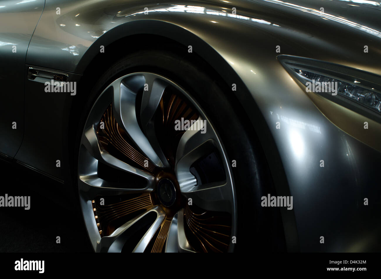 F125 hi-res stock photography and images - Alamy