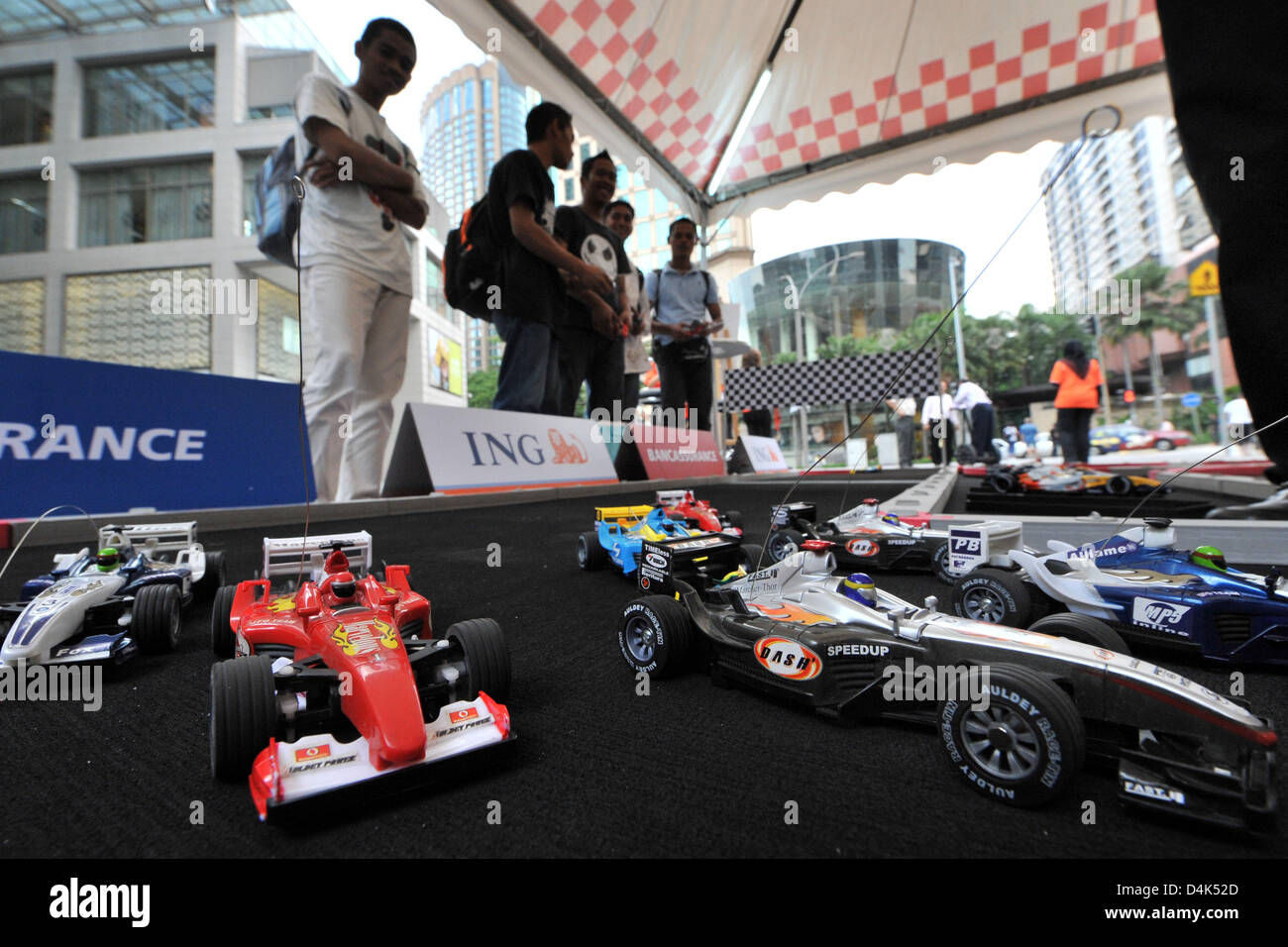 Formula one motor racing malaysian grand prix hi-res stock photography ...