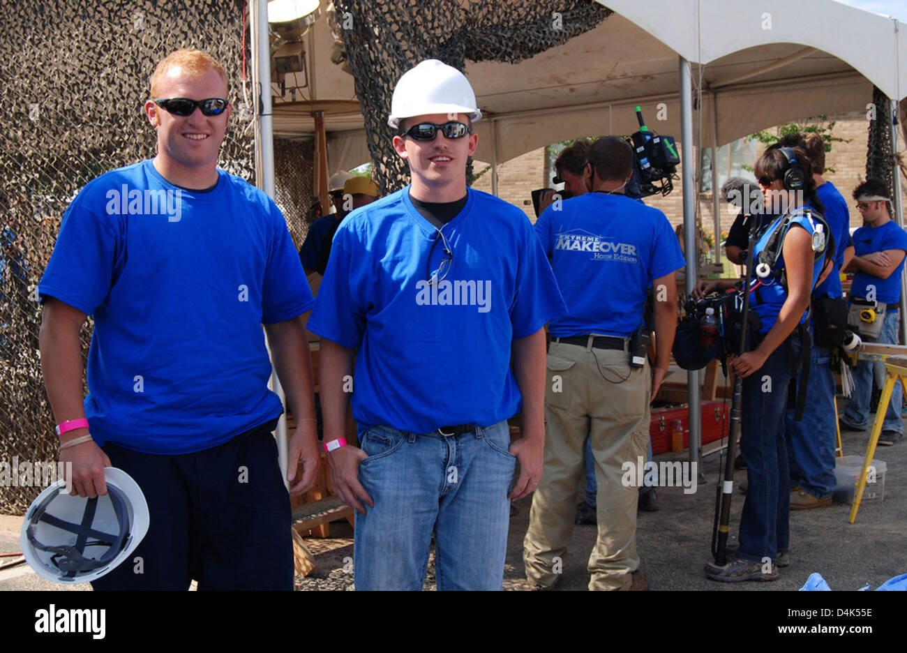 Extreme makeover: home edition hi-res stock photography and images - Alamy