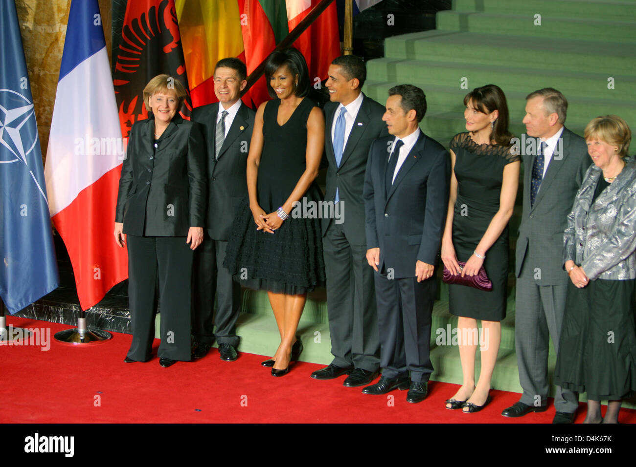 Angela merkel and her husband joachim sauer hi-res stock photography ...