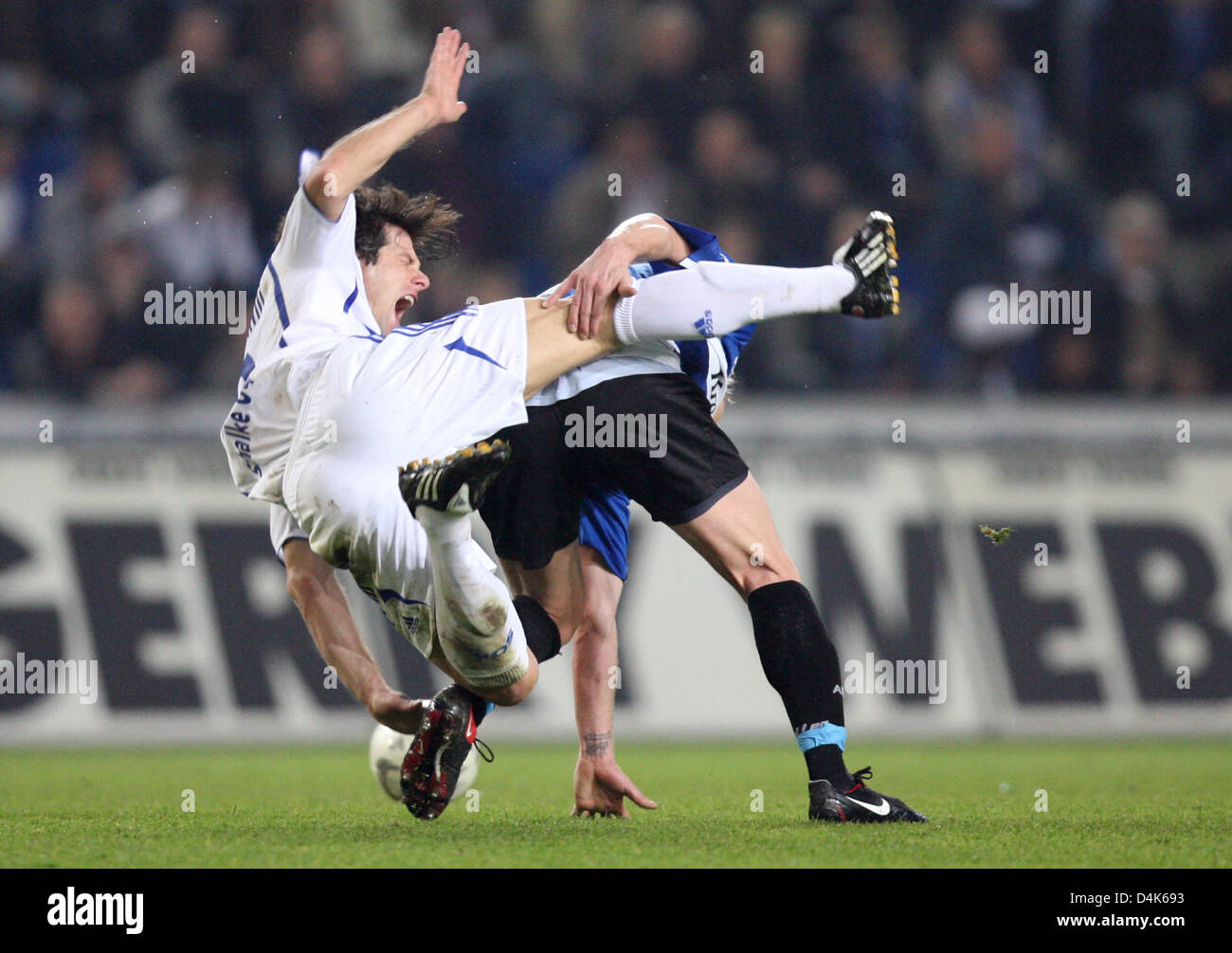 Schalke?s Levan Kobiashvili seen in action during the Bundesliga match ...