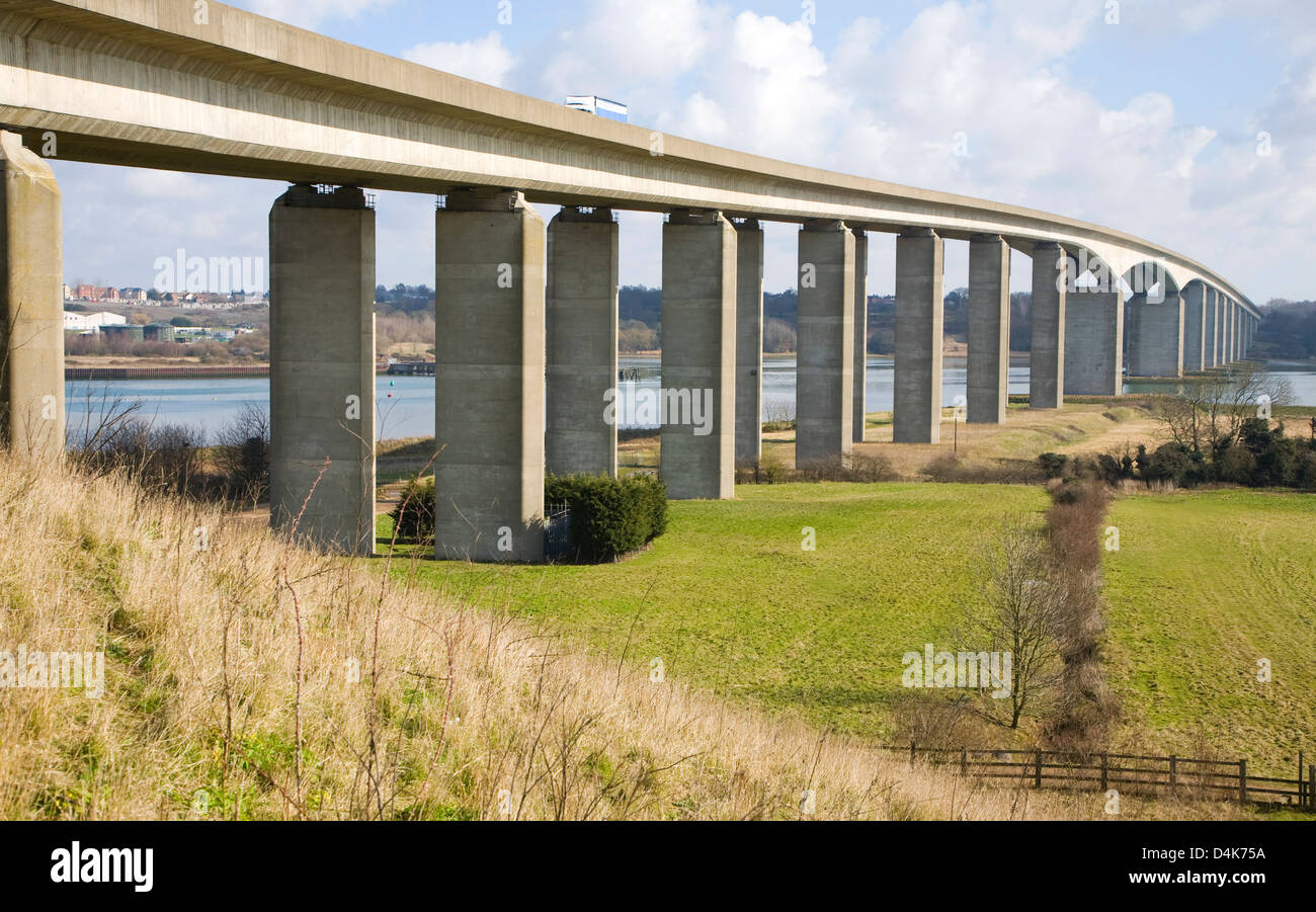 The Orwell Bridge opened in 1982 carries the A14 trunk road over the ...